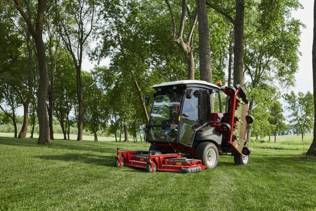 Toro Groundsmaster 5900 Series Ride-on Mowers - Rotary Mowers ...