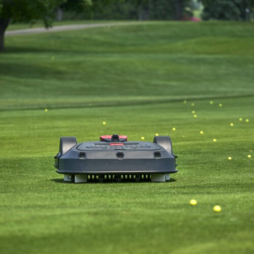 Toro Range Pro™ 100 | Autonomous Golf Ball Picker - Parkland - Lawn ...