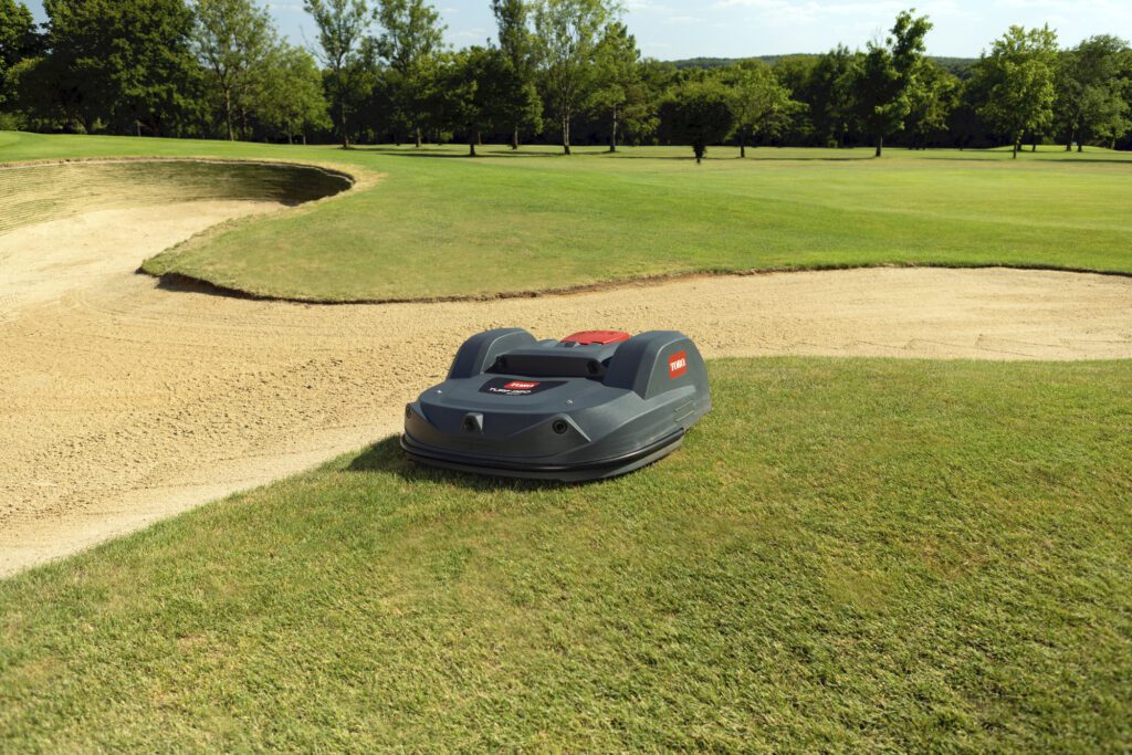 Toro Turf Pro™ 500 | 40" Autonomous Mower - Parkland - Lawn & Land ...