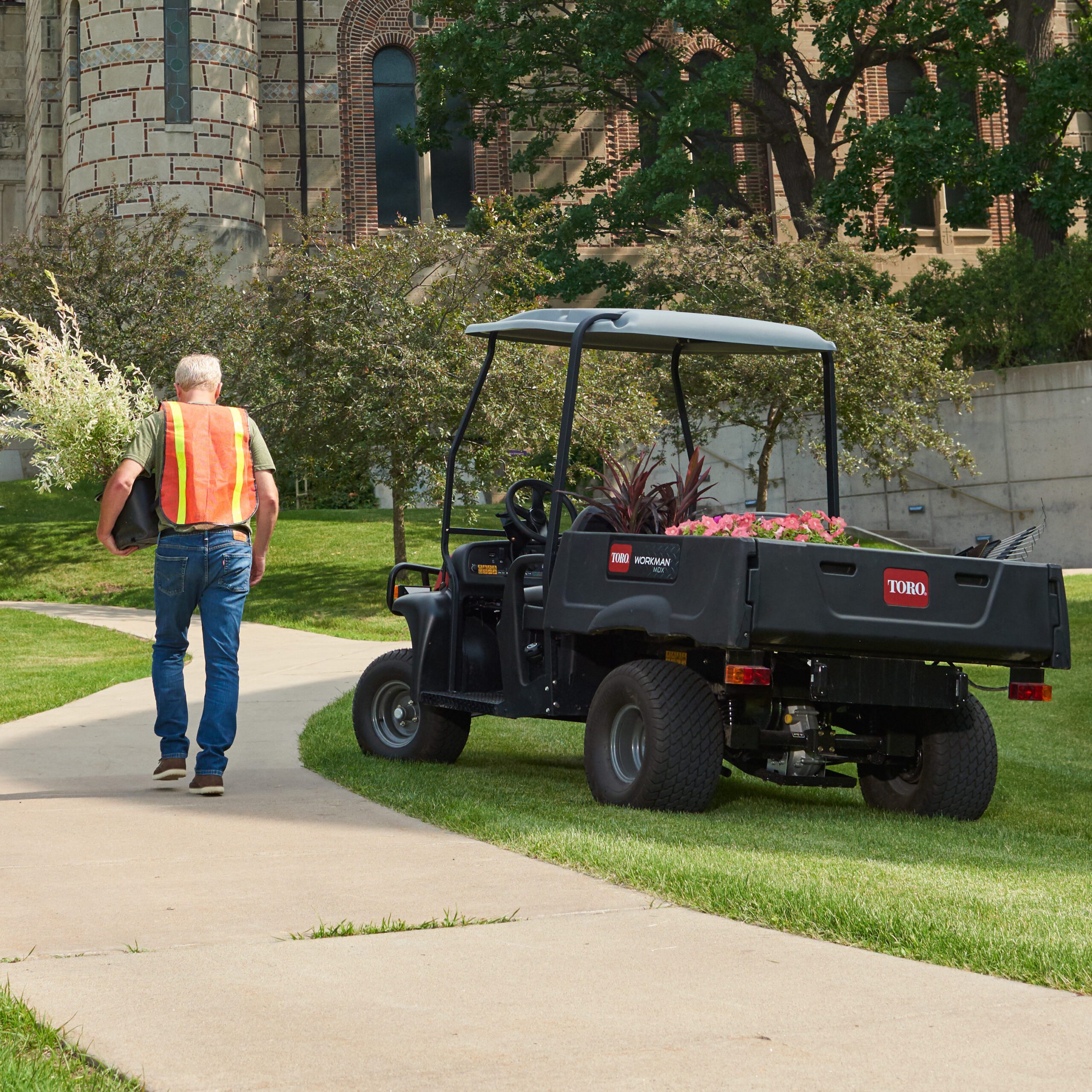Toro Workman® MDX | Lithium Utility Vehicle - Parkland - Lawn & Land ...
